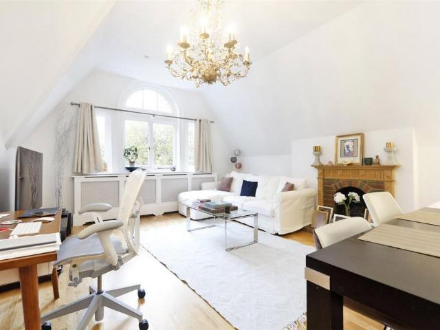 4 bedroom apartment to rent