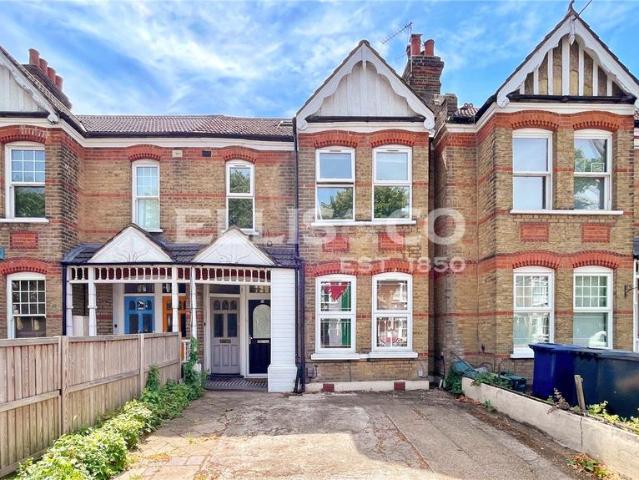 4 bedroom apartment to rent