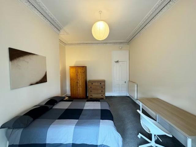 4 bedroom apartment to rent