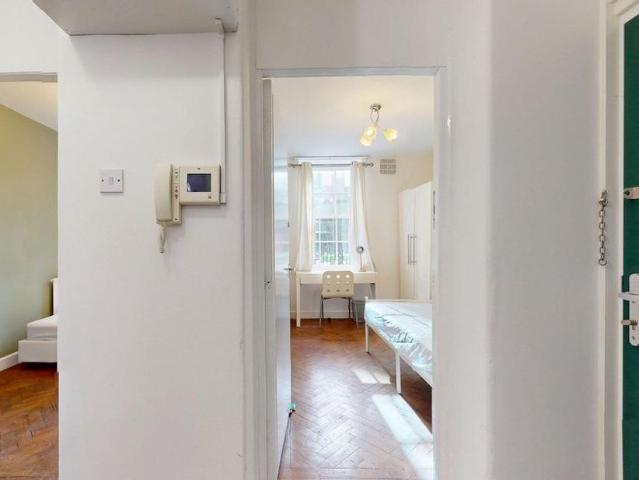 4 bedroom apartment to rent