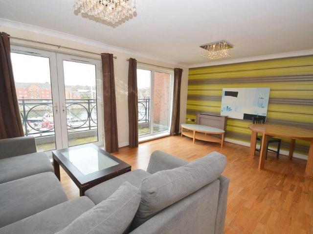 4 bedroom apartment to rent