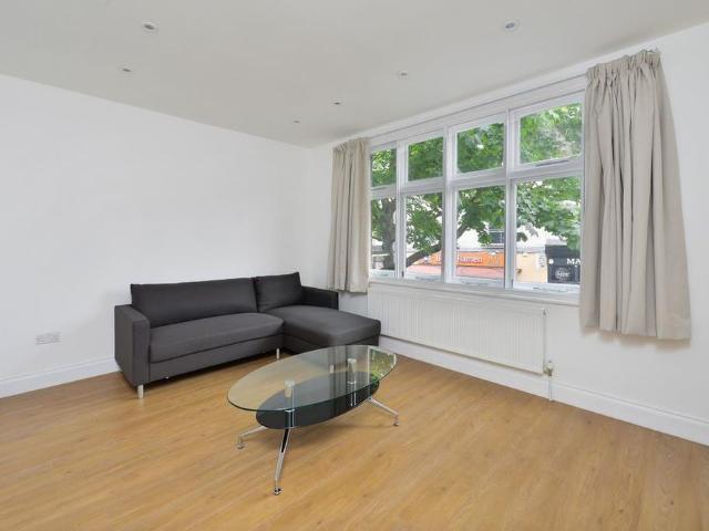4 bedroom apartment to rent