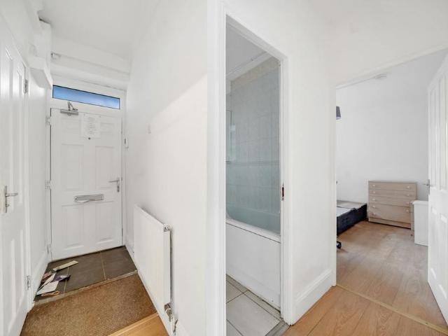 4 bedroom apartment to rent