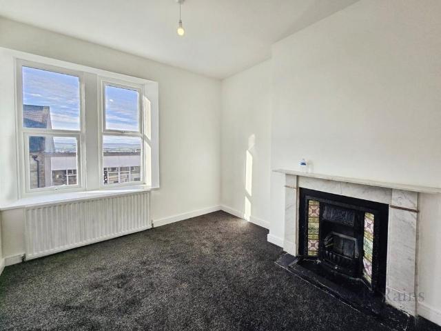 4 bedroom apartment to rent