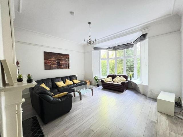 4 bedroom apartment to rent