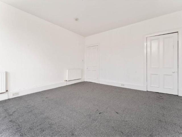 4 bedroom apartment to rent