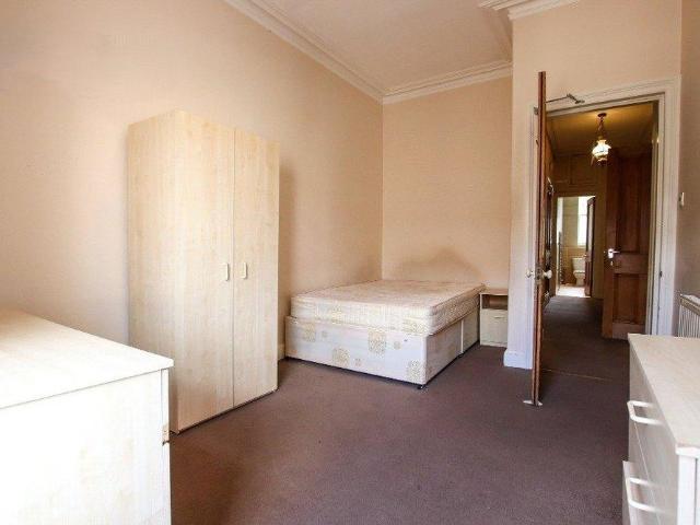 4 bedroom apartment to rent