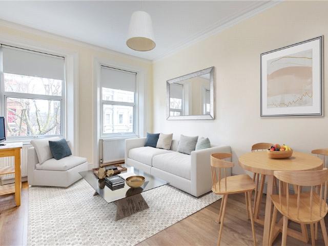 4 bedroom Apartment to rent
