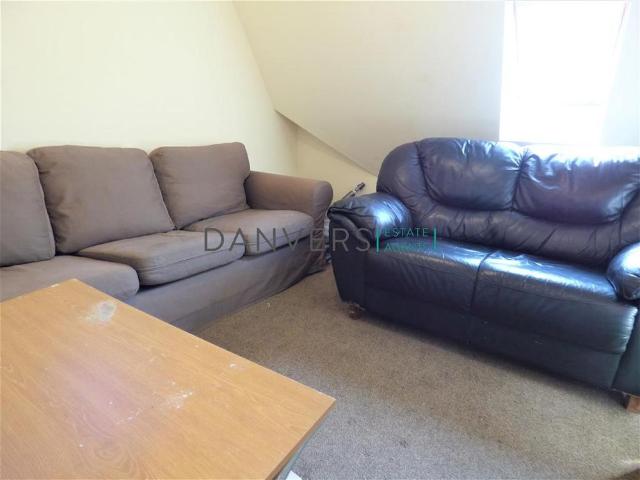 4 bedroom apartment to rent