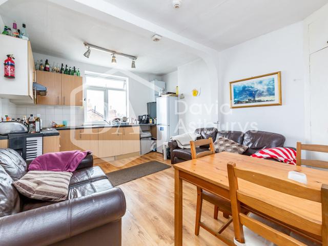 4 bedroom apartment to rent