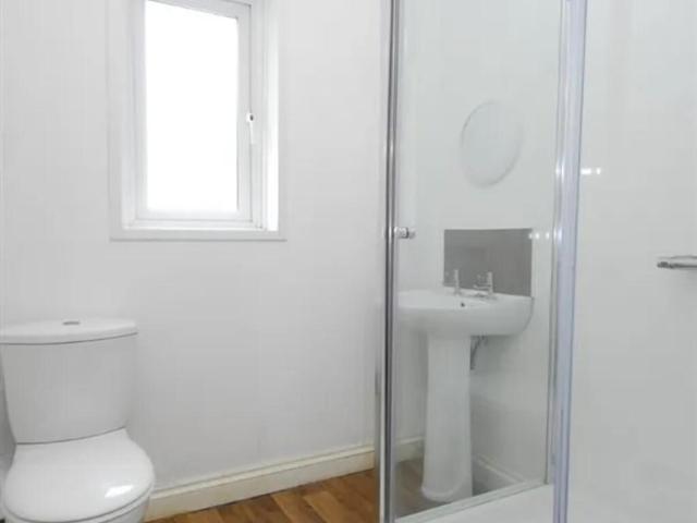 4 bedroom apartment to rent