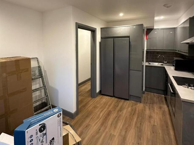 4 bedroom apartment to rent