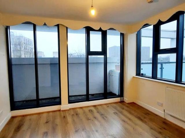 4 bedroom apartment to rent