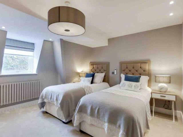 4 bedroom apartment to rent