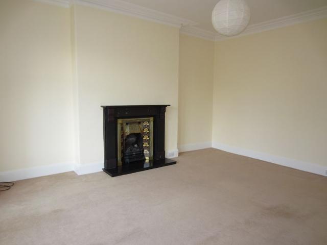 4 bedroom apartment to rent