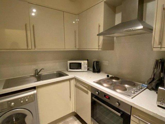 4 bedroom apartment to rent