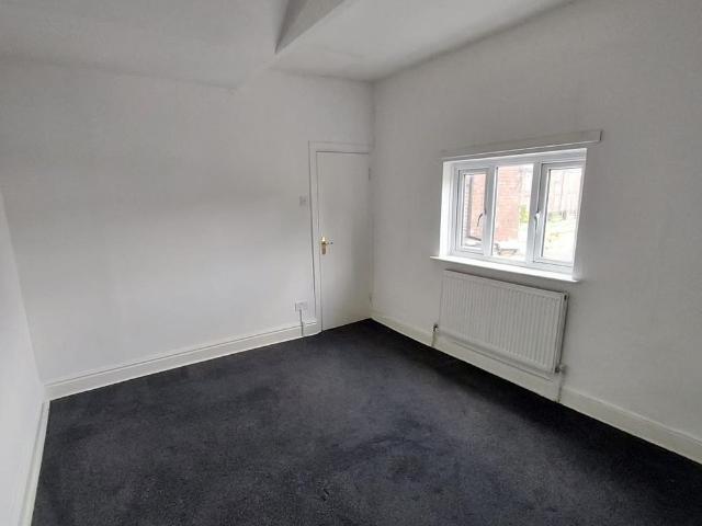 4 bedroom apartment to rent
