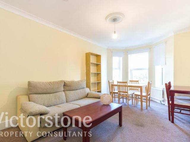 4 bedroom apartment to rent