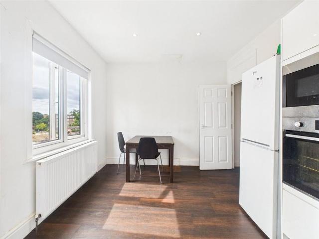 4 bedroom apartment to rent