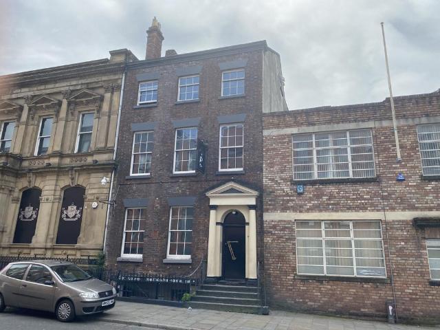 4 bedroom apartment to rent