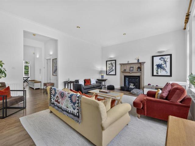 4 bedroom apartment to rent