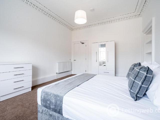 4 Bedroom Apartment to Rent at Edinburgh, Ings, Marchmont, Meadows, Morningside, England