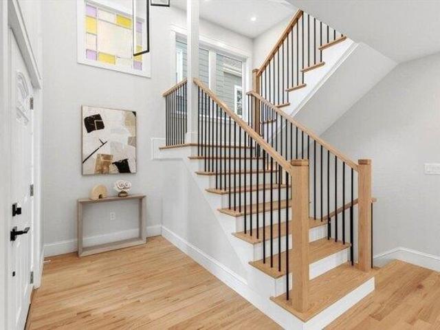 4 bedroom, Arlington MA 02474 102961405