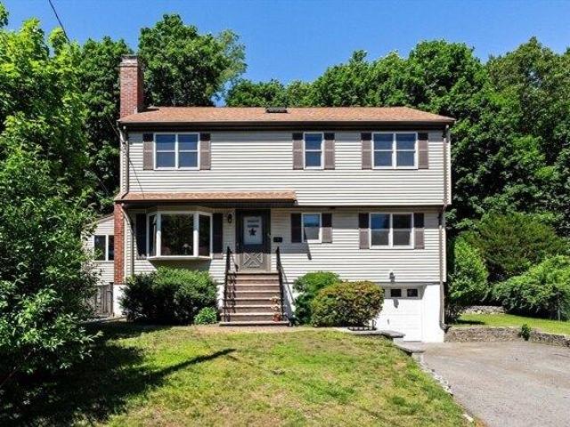 4 bedroom, Arlington MA 02474 103444757