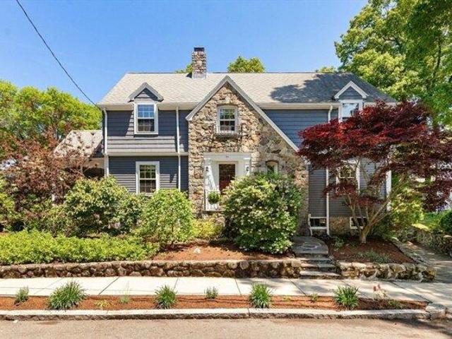 4 bedroom, Arlington MA 02476 LS103018205