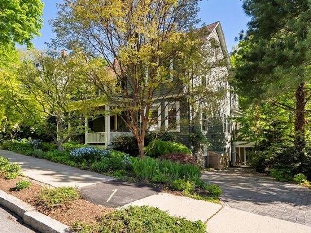 4 bedroom, Arlington MA 02476 LS103035149