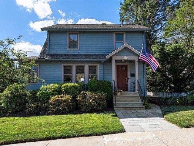 4 bedroom, Arlington MA 02476 103932762