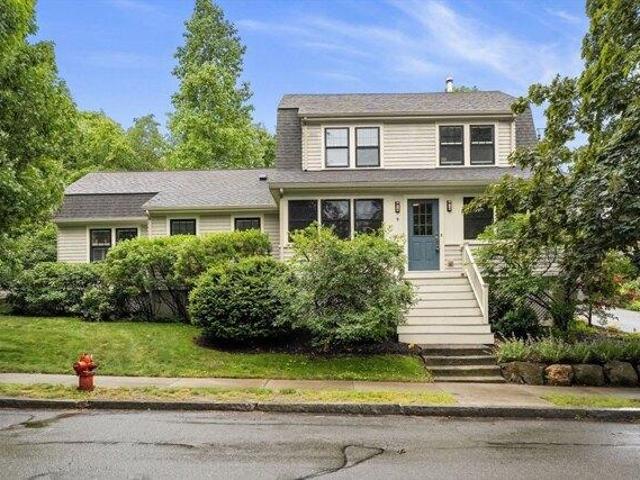 4 bedroom, Arlington MA 02476 104809399