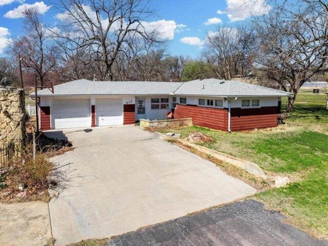 4 bedroom, Arlington KS 67514 89794914