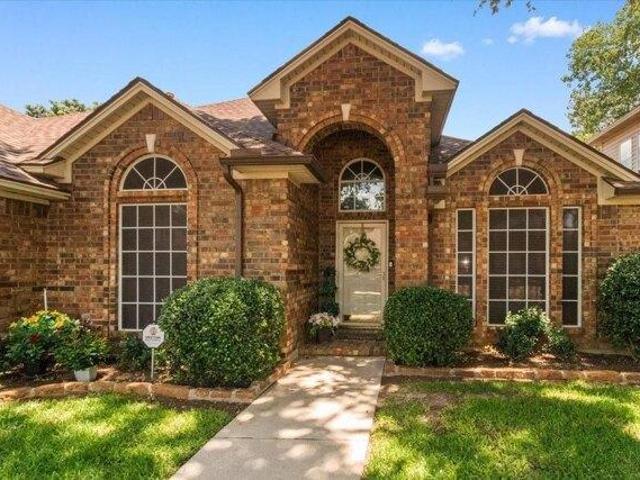 4 bedroom, Arlington TX 76001 LS93892372