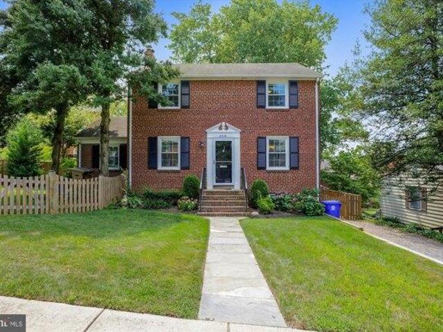 4 bedroom, Arlington VA 22207 103601214