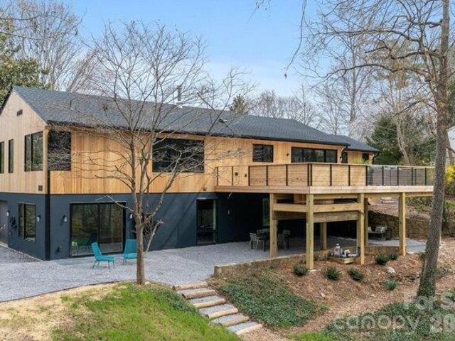 4 bedroom, Asheville NC 28804 104902157
