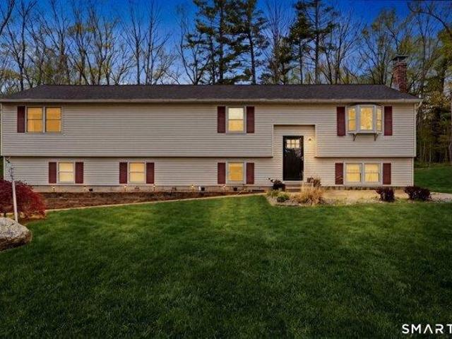 4 bedroom, Ashford CT 06278 104947187