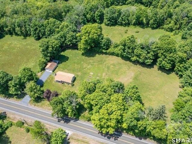4 bedroom, Ashford CT 06278 104150354