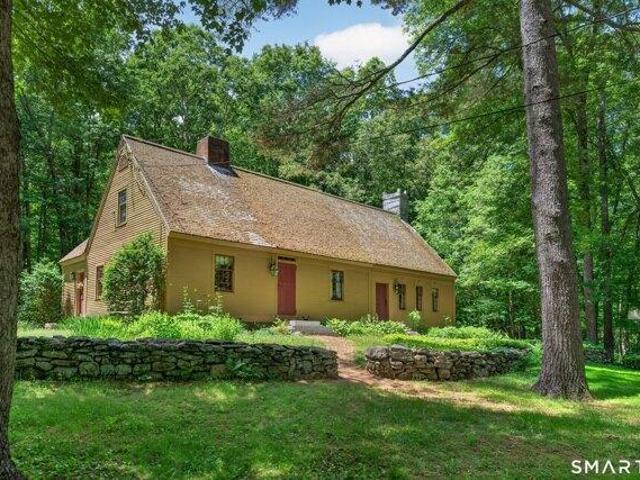 4 bedroom, Ashford CT 06278 104296417