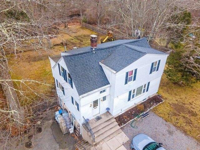 4 bedroom, Attleboro MA 02703 102346519