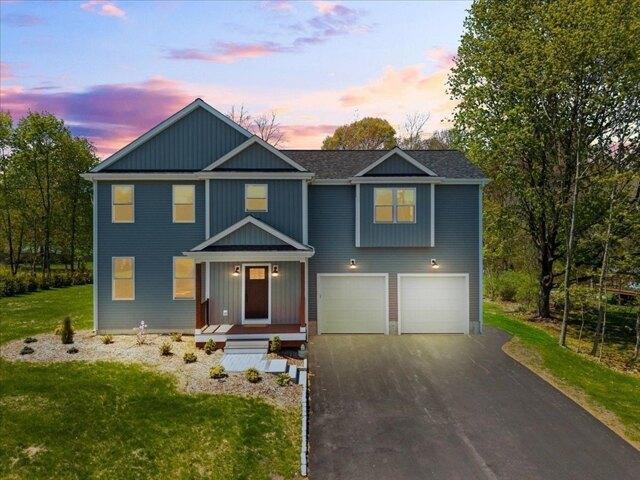 4 bedroom, Attleboro MA 02703 103099603