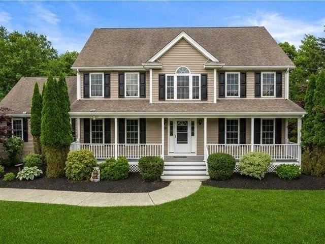 4 bedroom, Attleboro MA 02703 104651887