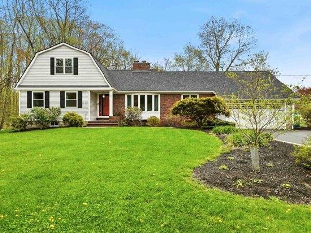 4 bedroom, Atkinson NH 03811 103035357