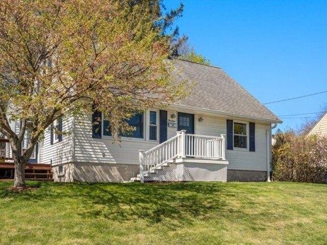 4 bedroom, Auburn MA 01501 102563887