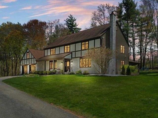4 bedroom, Auburn MA 01501 102670522
