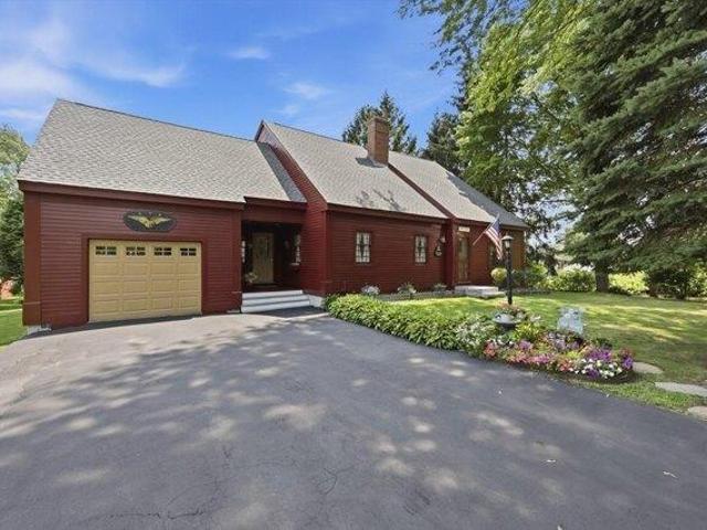 4 bedroom, Auburn MA 01501 105093821