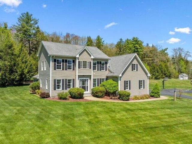 4 bedroom, Auburn NH 03032 LS102669308