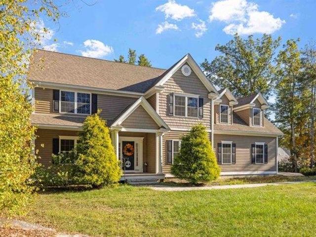 4 bedroom, Auburn NH 03032 102443746