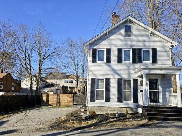 4 bedroom, Augusta ME 04330 101747963
