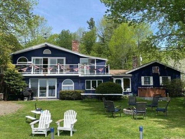 4 bedroom, Augusta ME 04330 102669586